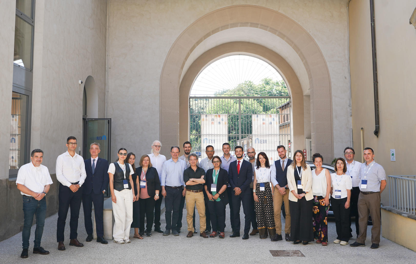 School of Transnational Governance