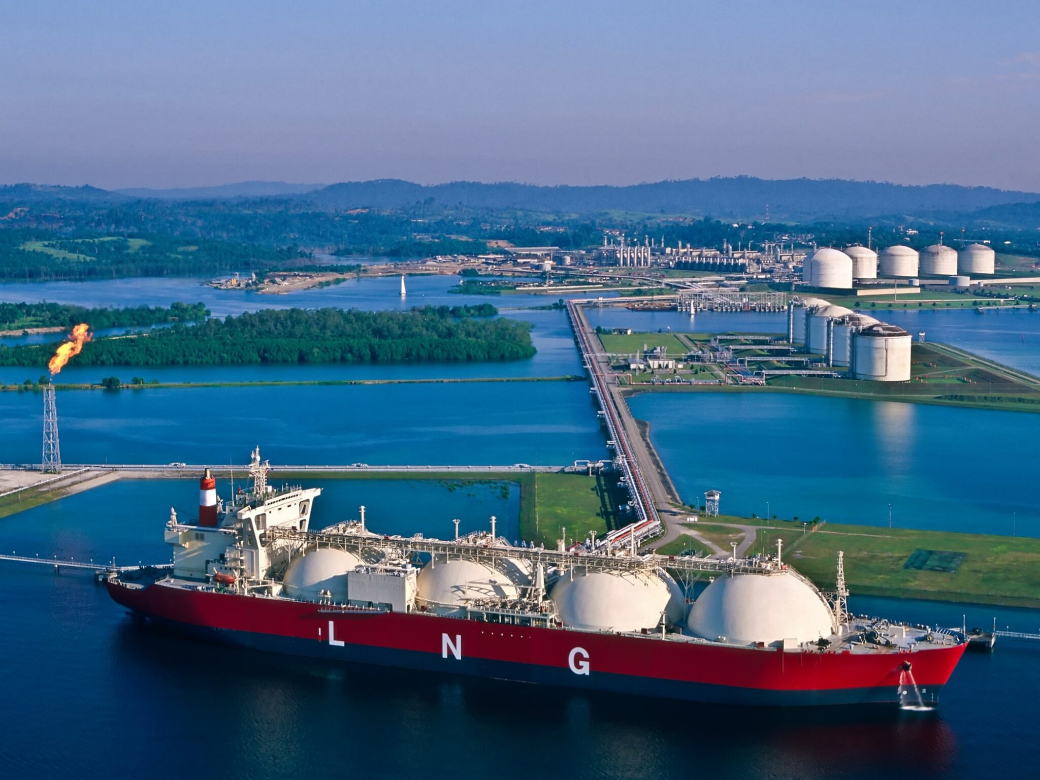 Decarbonisation, gases and LNG (LNGnet) • European University Institute